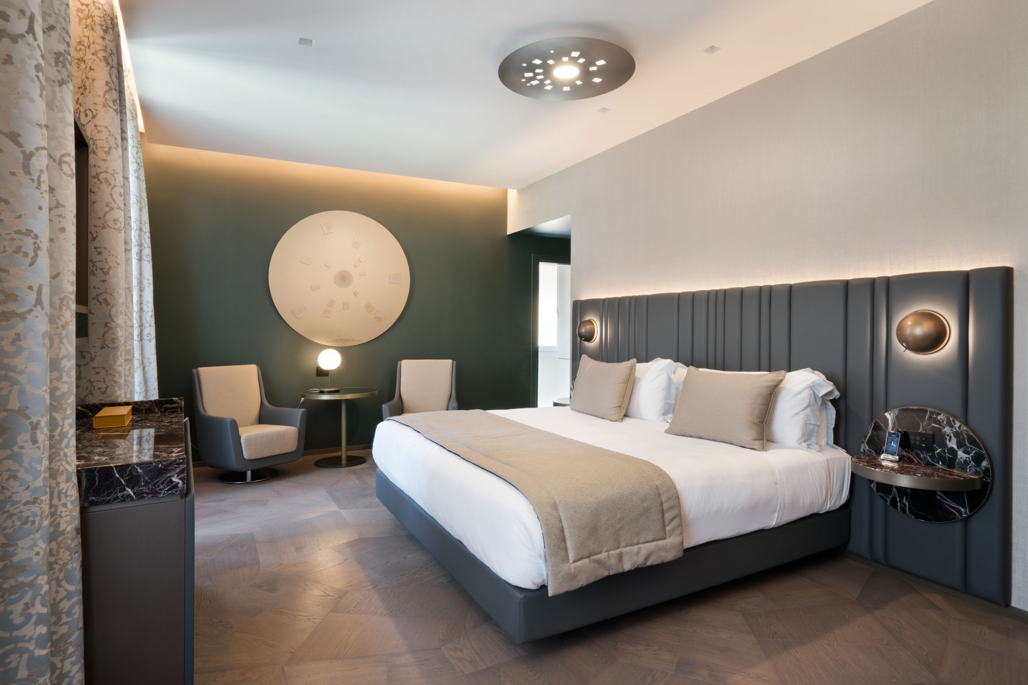 The Pantheon Iconic Rome Hotel - Hospitality Snapshots