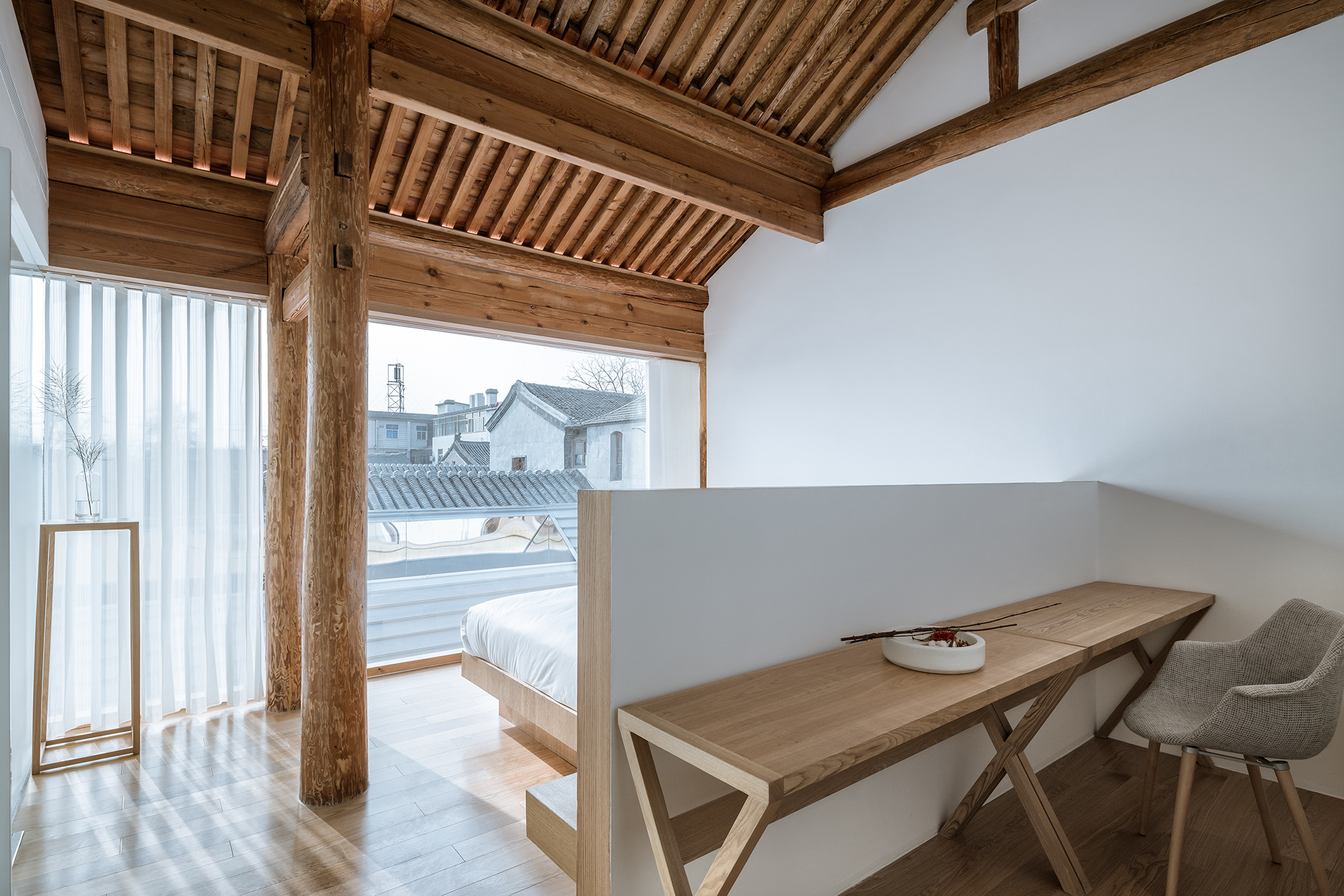 Layering Courtyard Hotel - Hospitality Snapshots