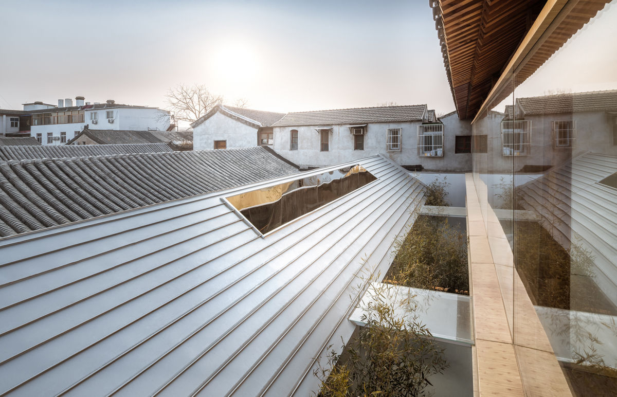 Layering Courtyard Hotel - Hospitality Snapshots