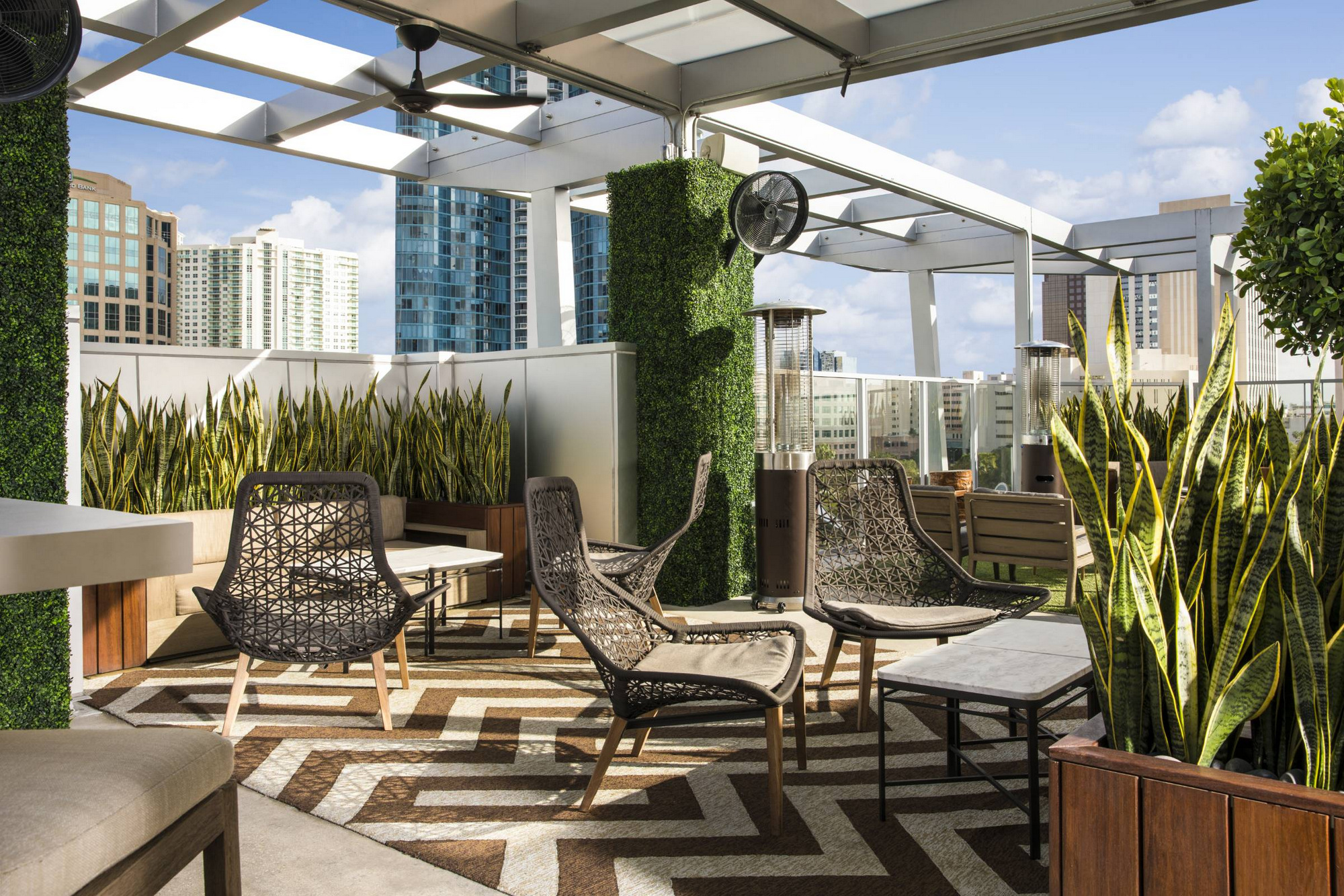 Rooftop @1WLO - Hospitality Snapshots