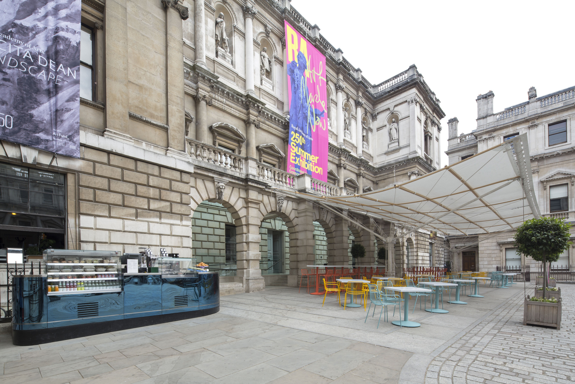 RA Café - Hospitality Snapshots