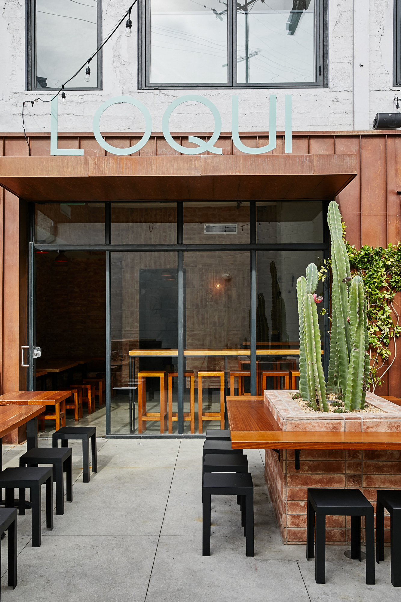 Loqui - Hospitality Snapshots