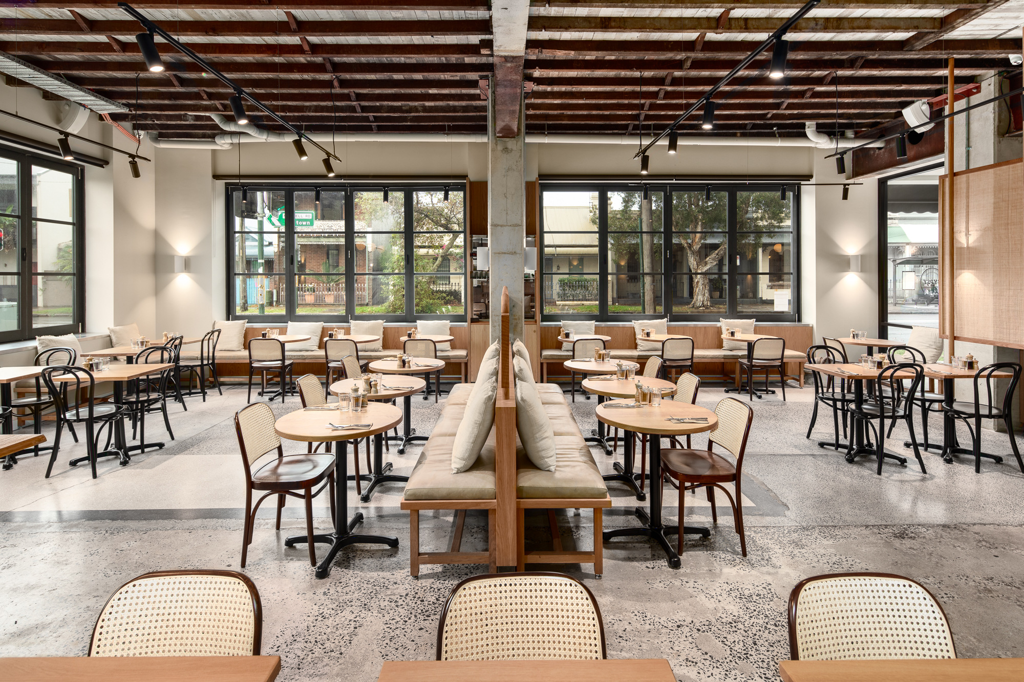 The Gypsy - Hospitality Snapshots