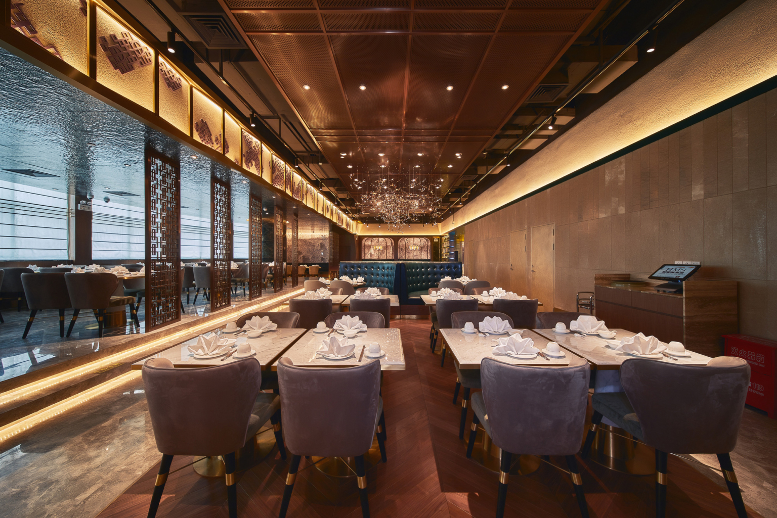 Crystal Jade Restaurant - Hospitality Snapshots