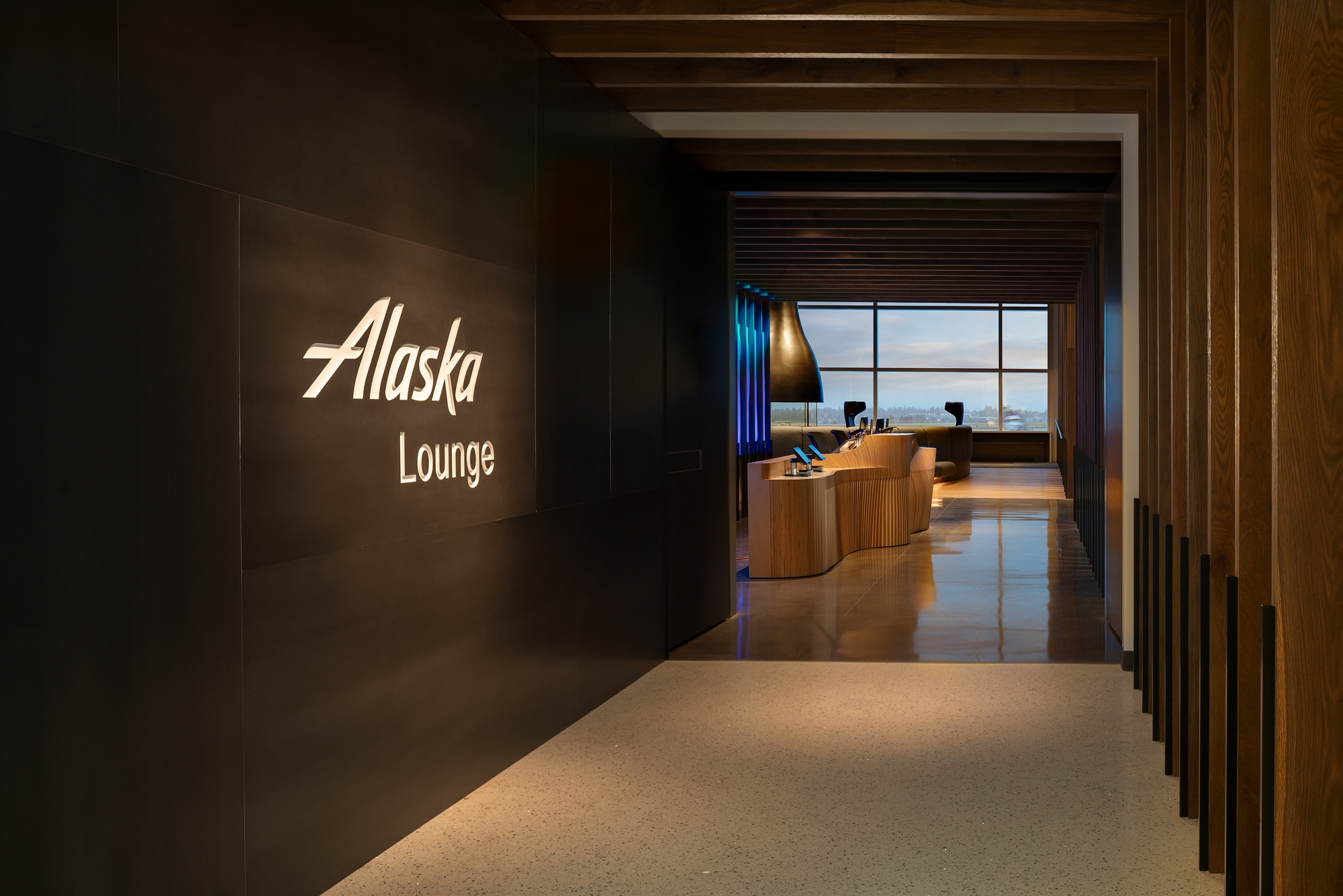 Alaska Airlines Flagship Lounge - SeaTac International Airport ...