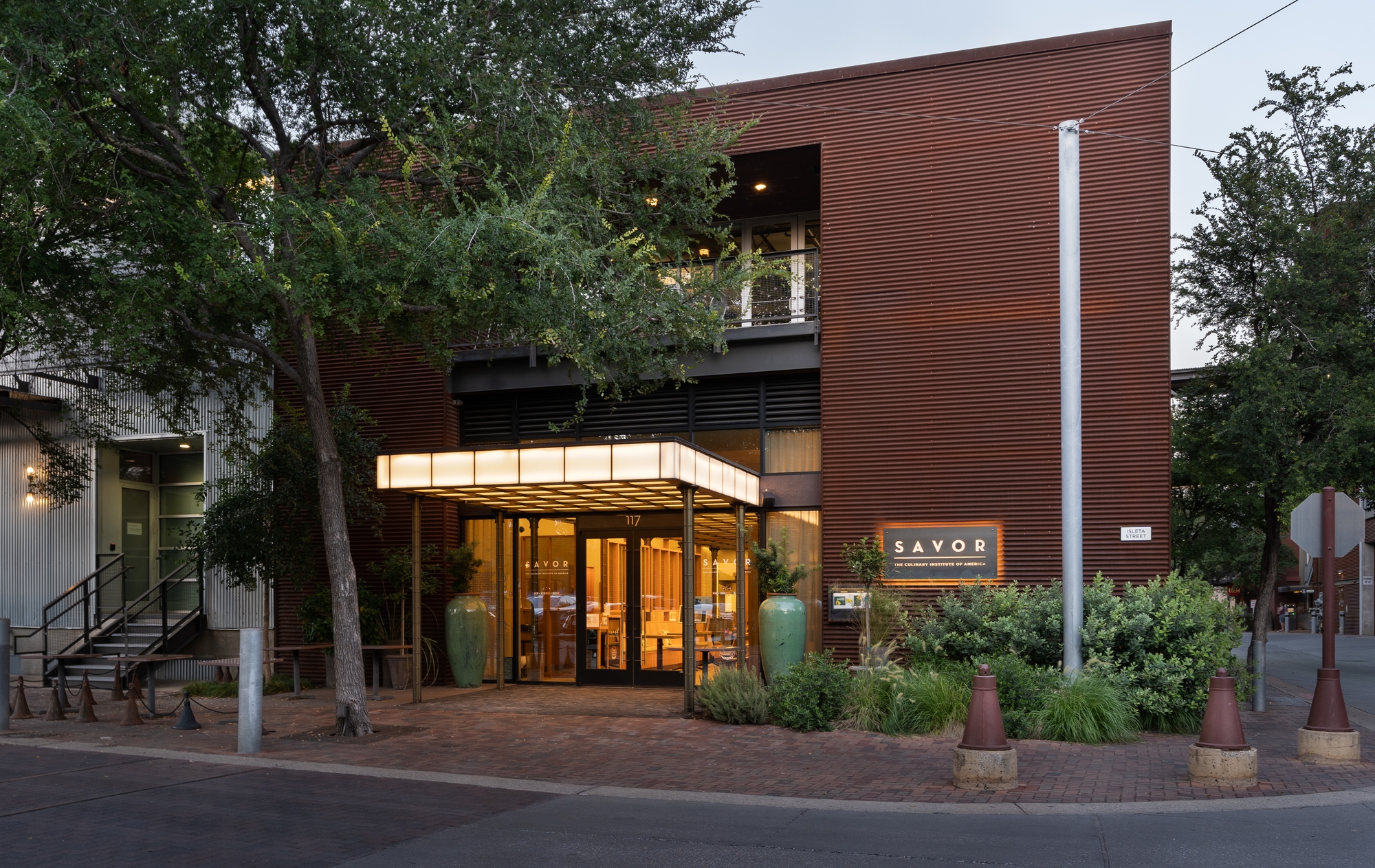 Savor Restaurant - Hospitality Snapshots