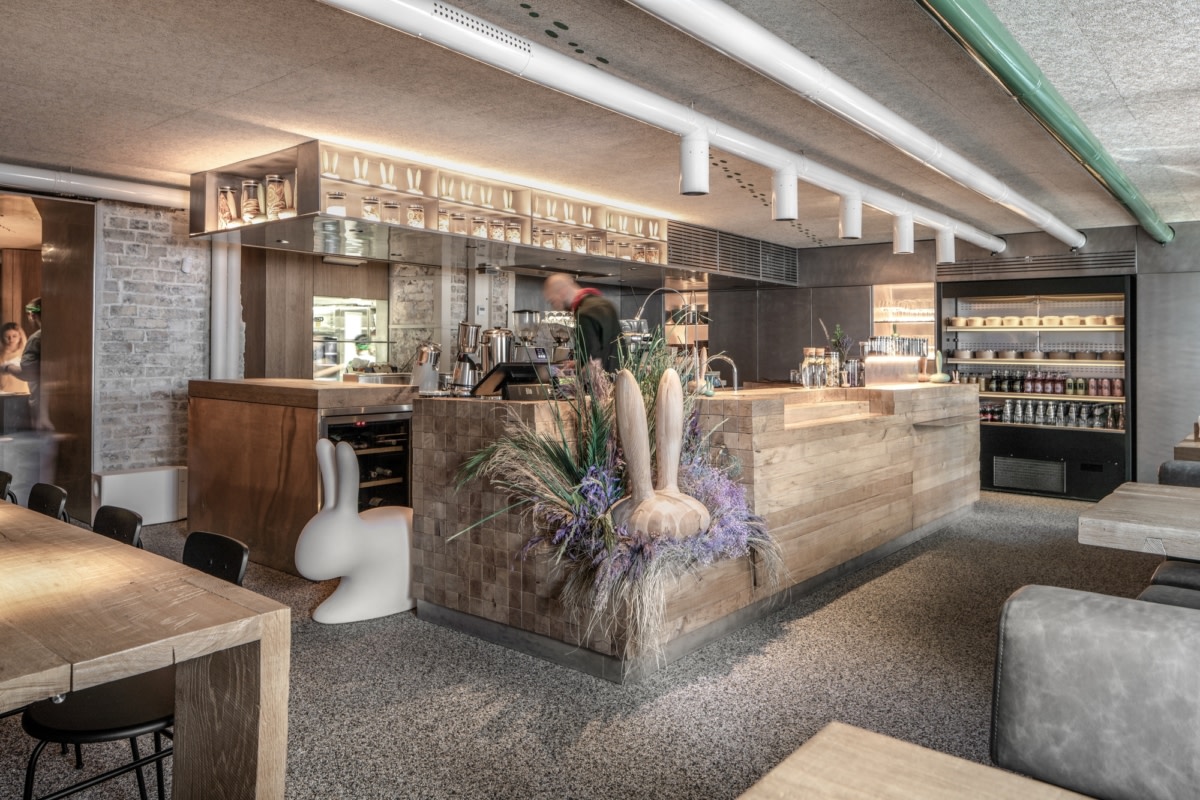 Rabbit Habit Bar - Hospitality Snapshots