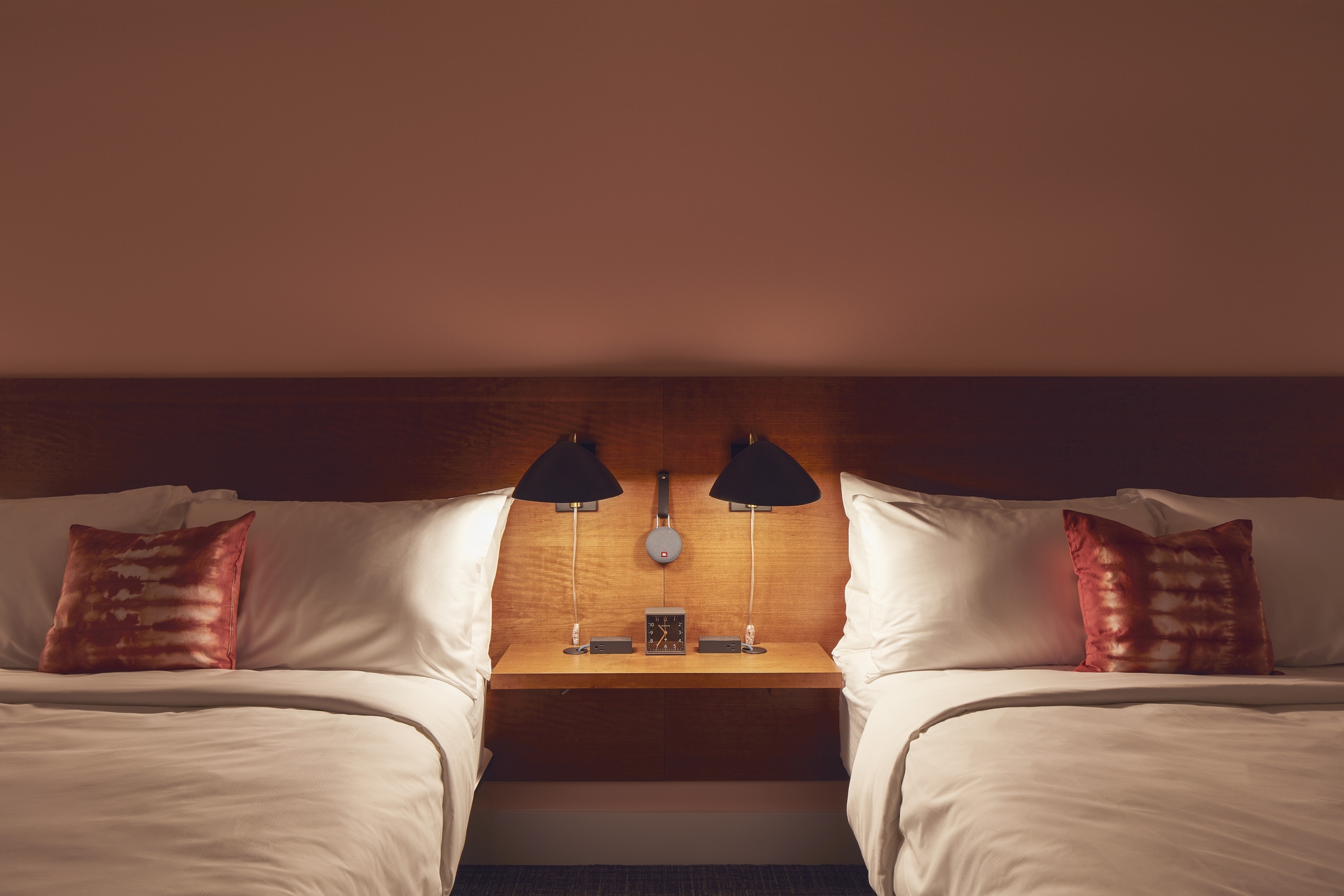 The Longleaf Hotel & Lounge - Hospitality Snapshots