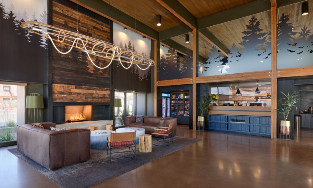 Signature Inn Bend - Hospitality Snapshots