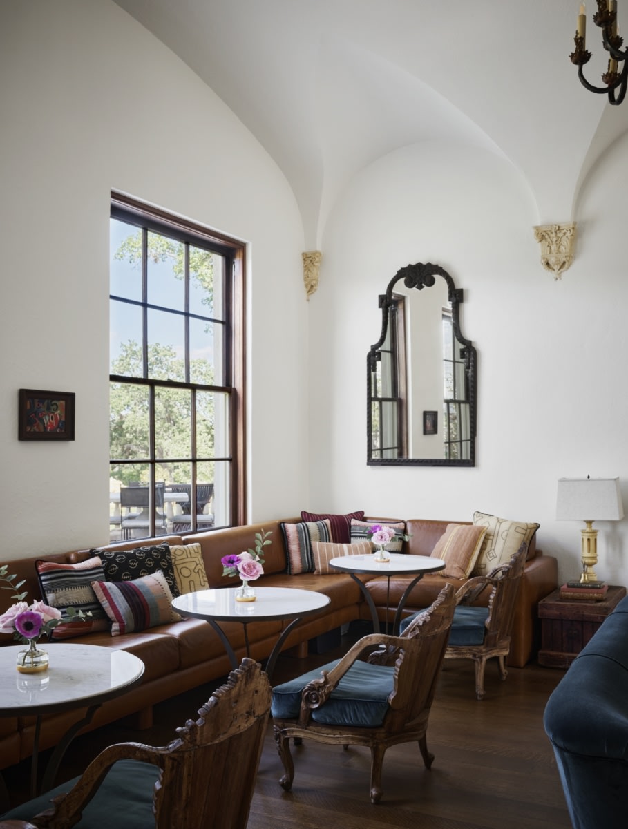 Commodore Perry Estate - Hospitality Snapshots