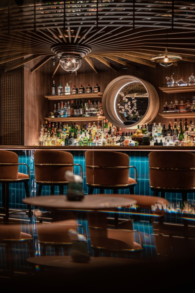 Bar De Luxe - Hospitality Snapshots