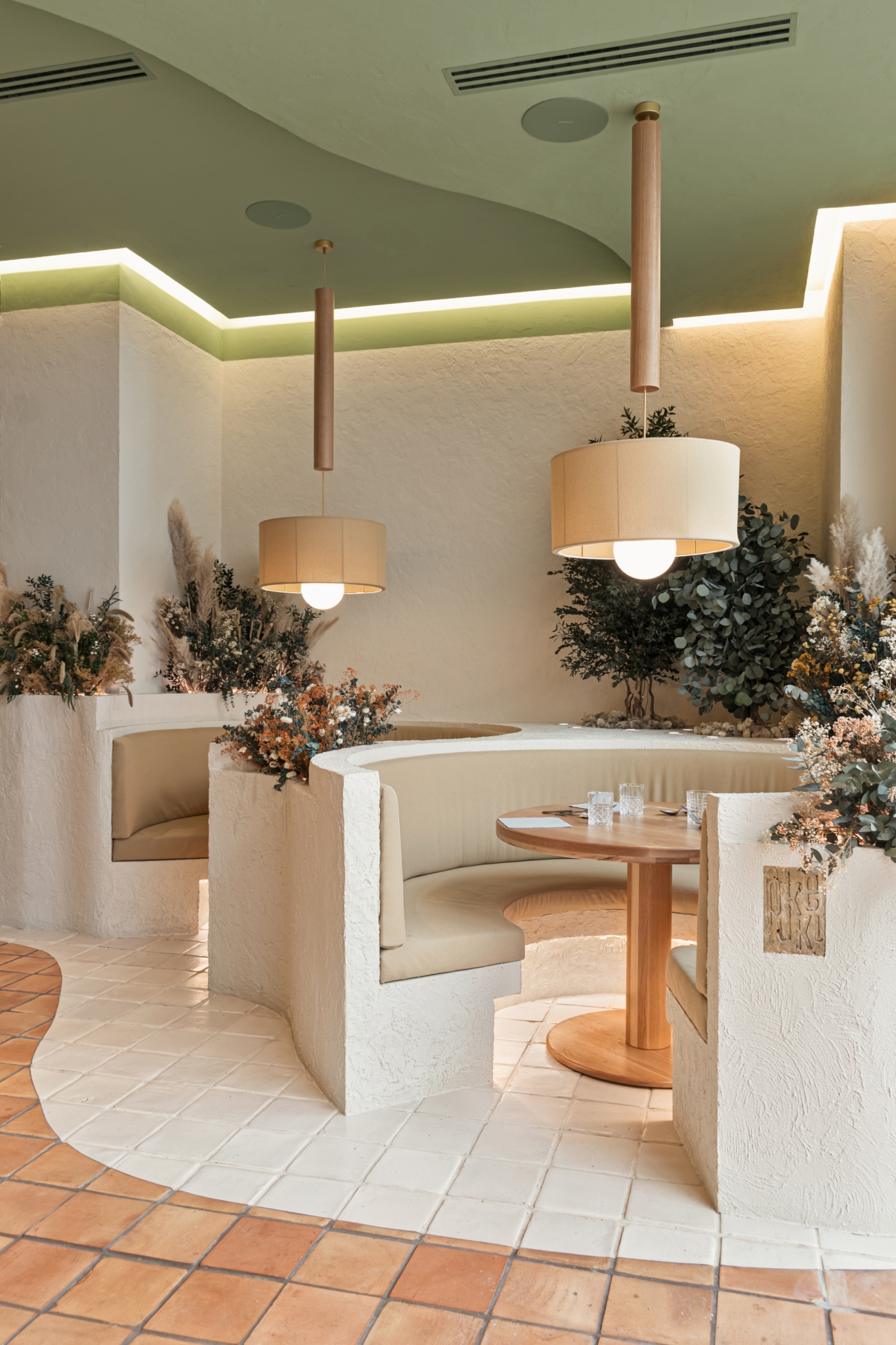 Pukkel Restaurant - Hospitality Snapshots