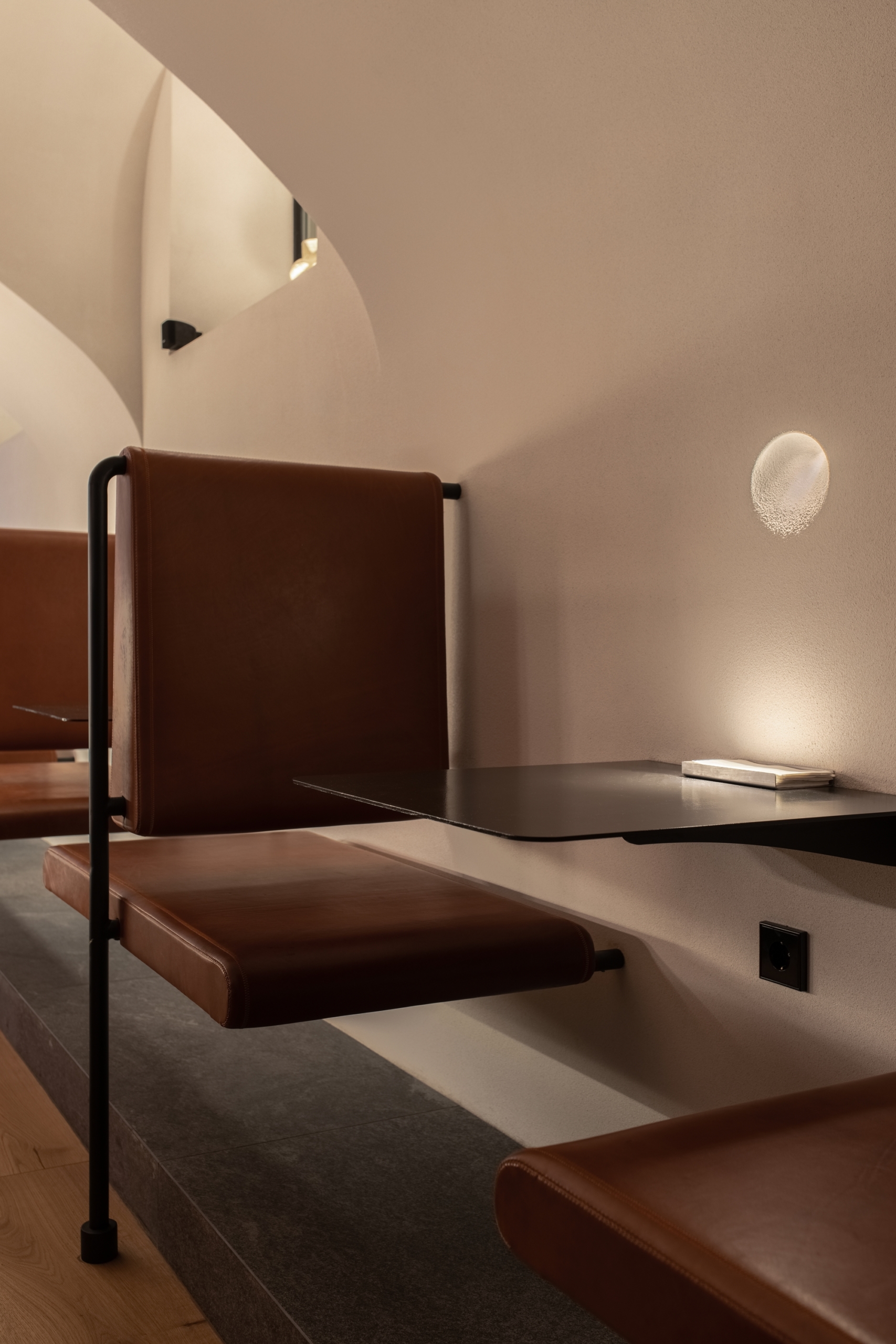 Samna Restaurant - Hospitality Snapshots