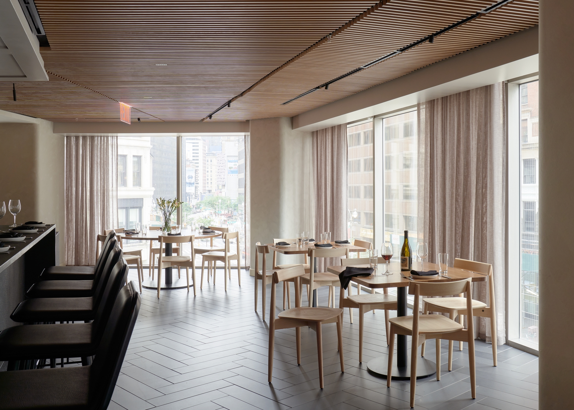 Wolf Restaurant - Hospitality Snapshots