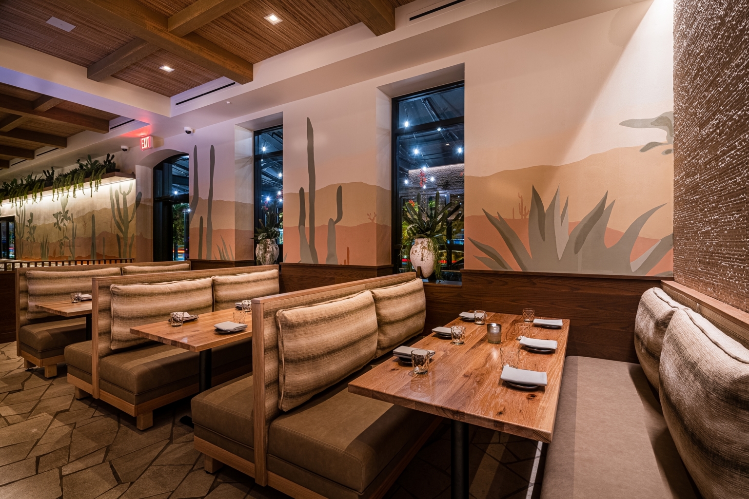 mi Casa Restaurant - Hospitality Snapshots