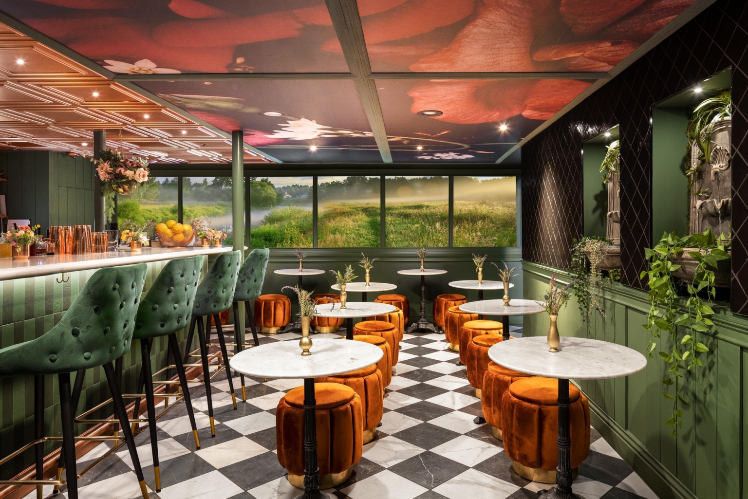 36 Below Bar - Hospitality Snapshots