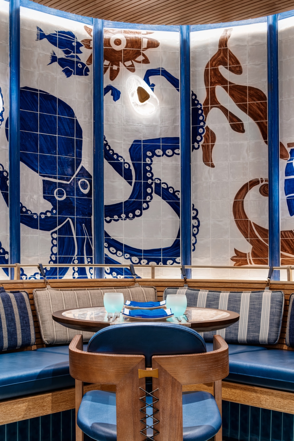 THE HUNTER Restaurant - Hospitality Snapshots