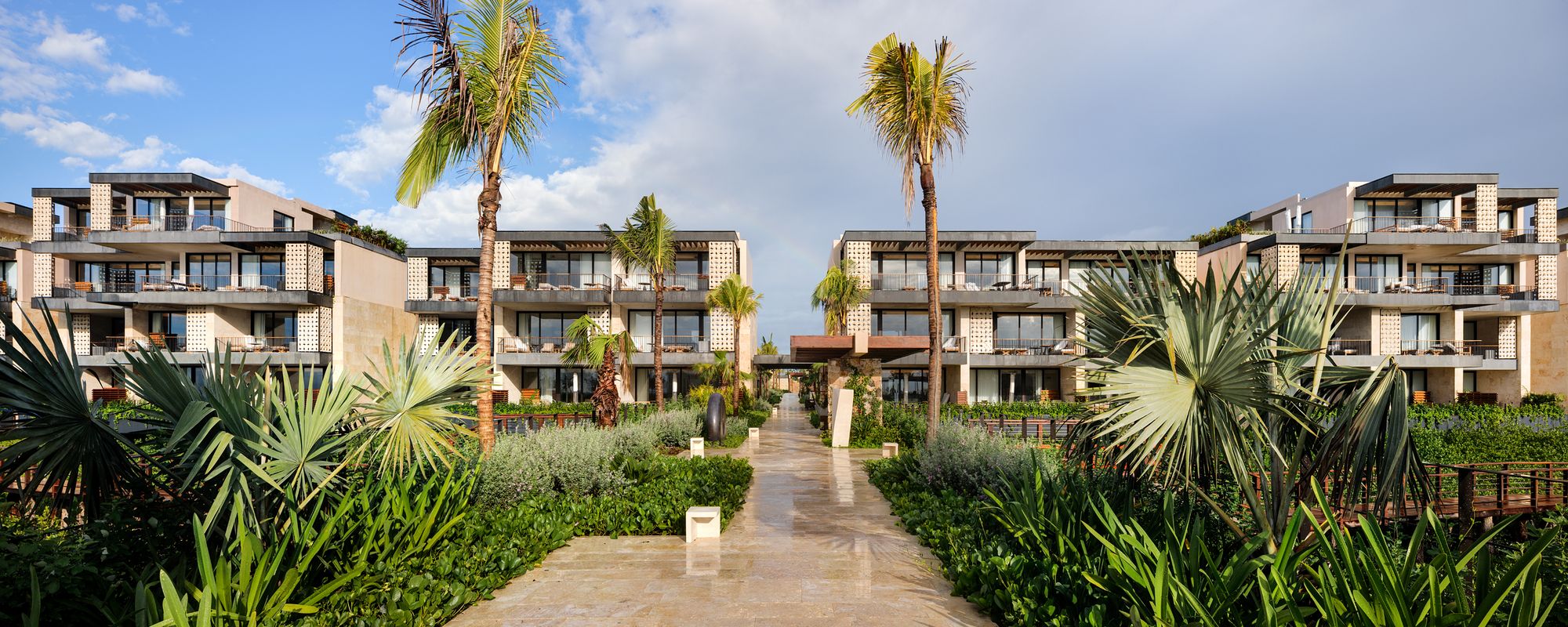 Etéreo Riviera Maya Hotel - Hospitality Snapshots