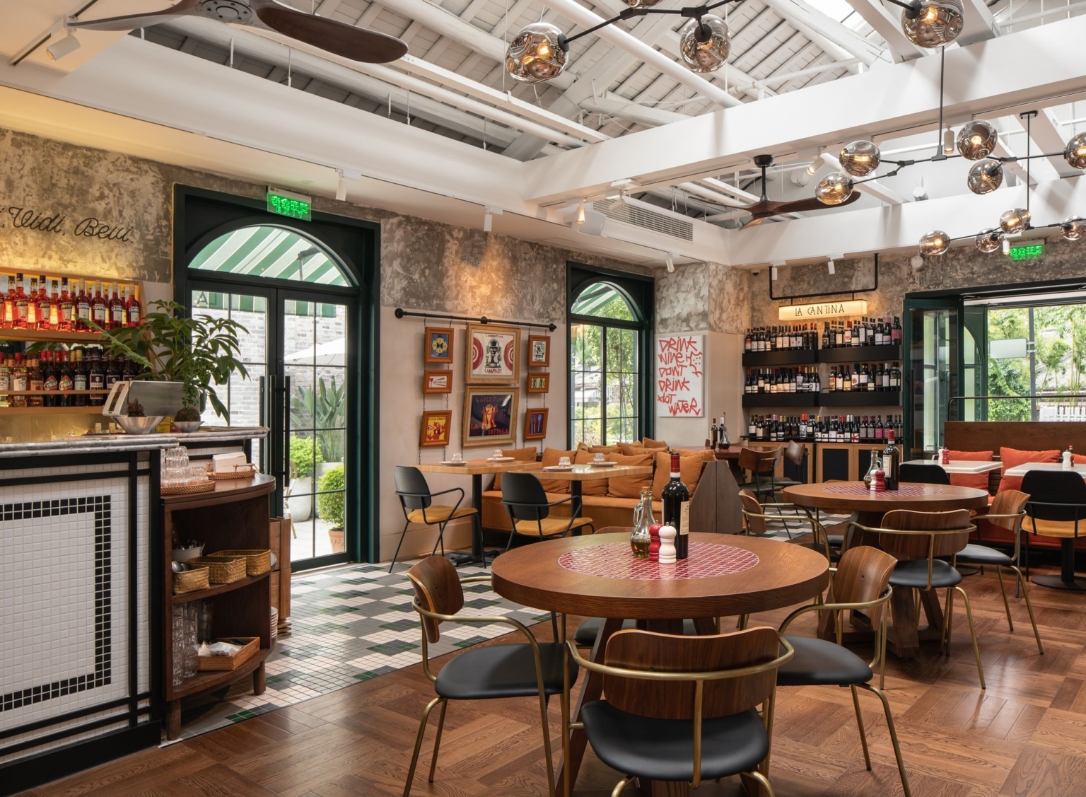 La Bottega Restaurant & Bar - Hospitality Snapshots