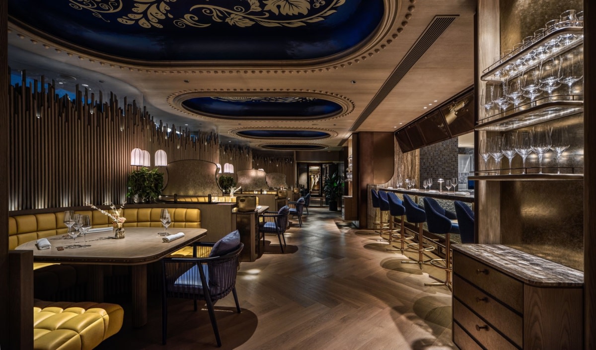 Four Seasons Hong Kong - Noi Restaurant - Hospitality Snapshots