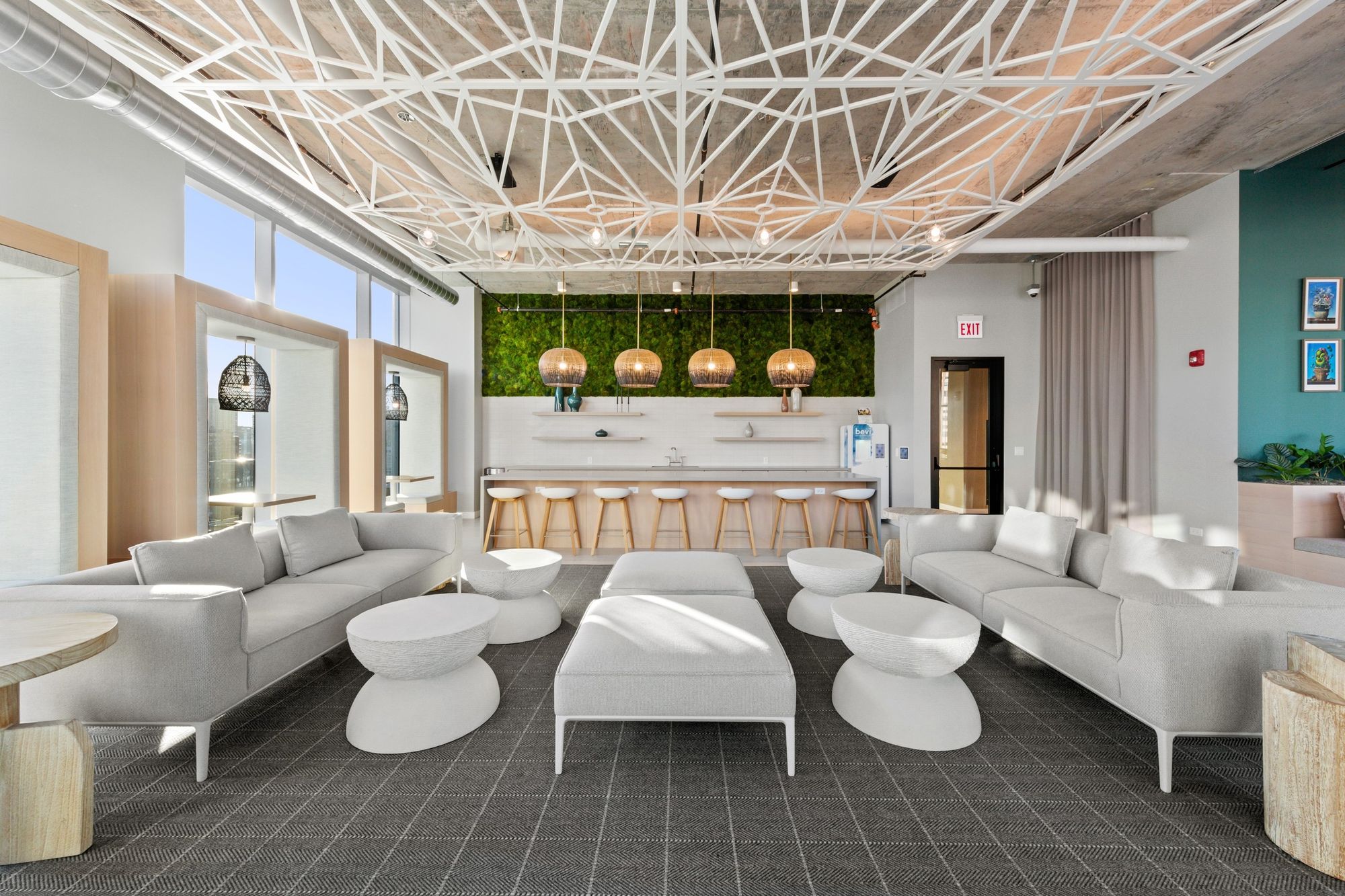 808 North Wells Amenity Spaces - Hospitality Snapshots