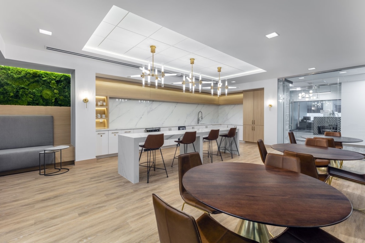 Camelback Center Lobby & Amenity Spaces - Hospitality Snapshots