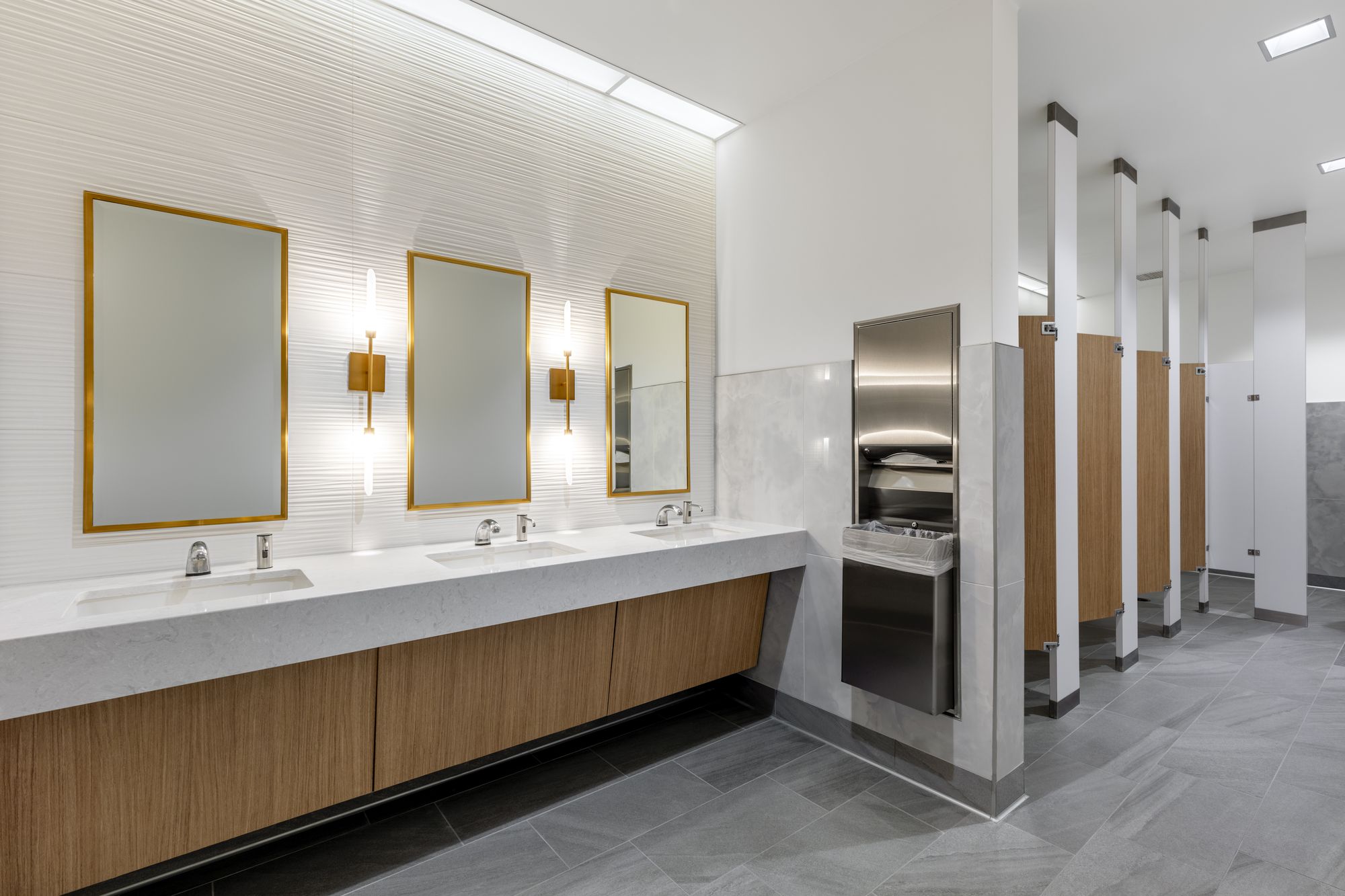 Camelback Center Lobby & Amenity Spaces - Hospitality Snapshots