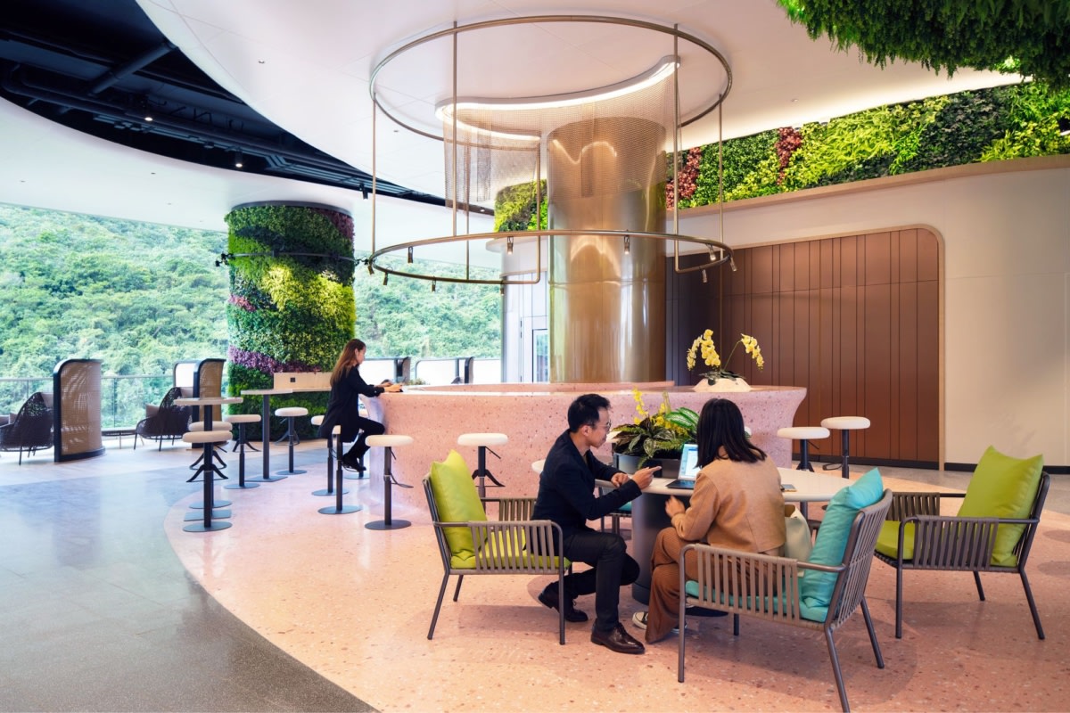 Landmark South Sky Garden and Lobby - Hospitality Snapshots