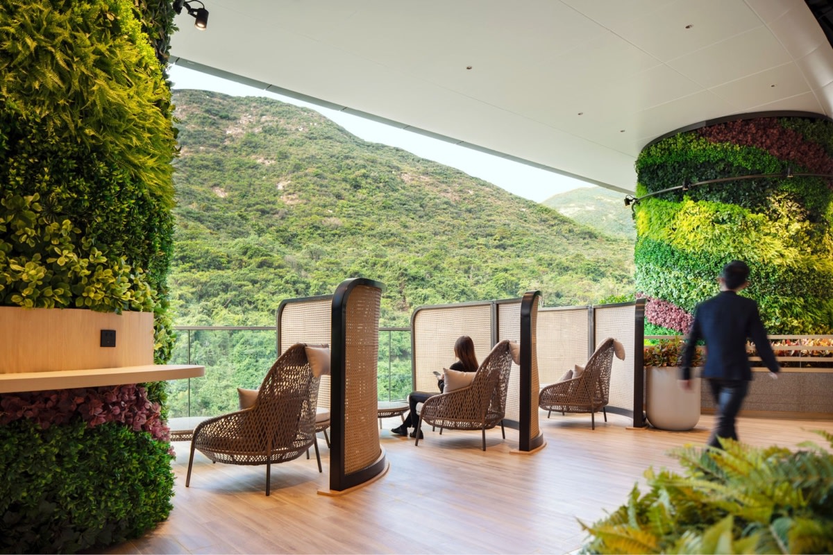 Landmark South Sky Garden and Lobby - Hospitality Snapshots