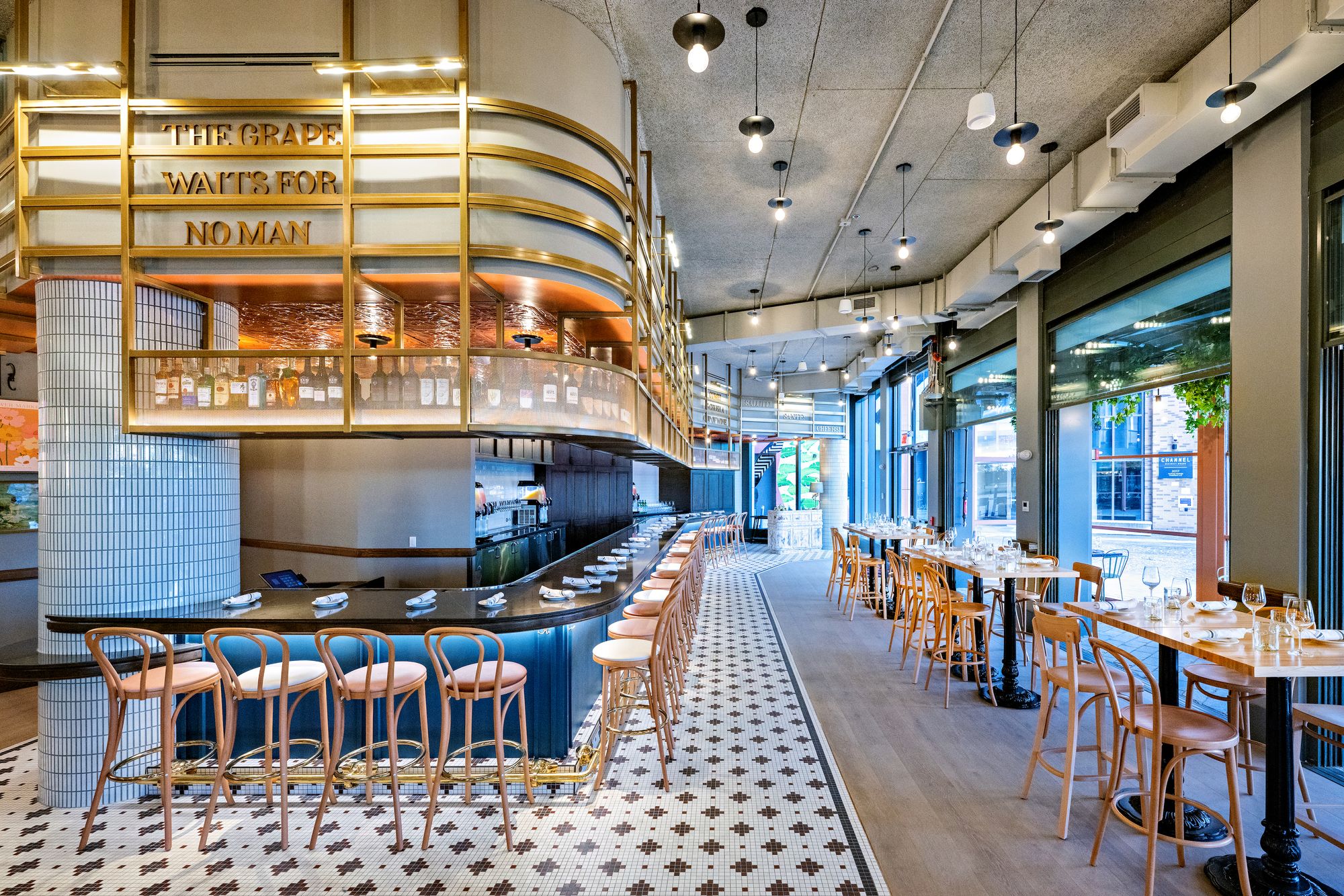 Easy Company Restaurant & Wine Bar - Hospitality Snapshots