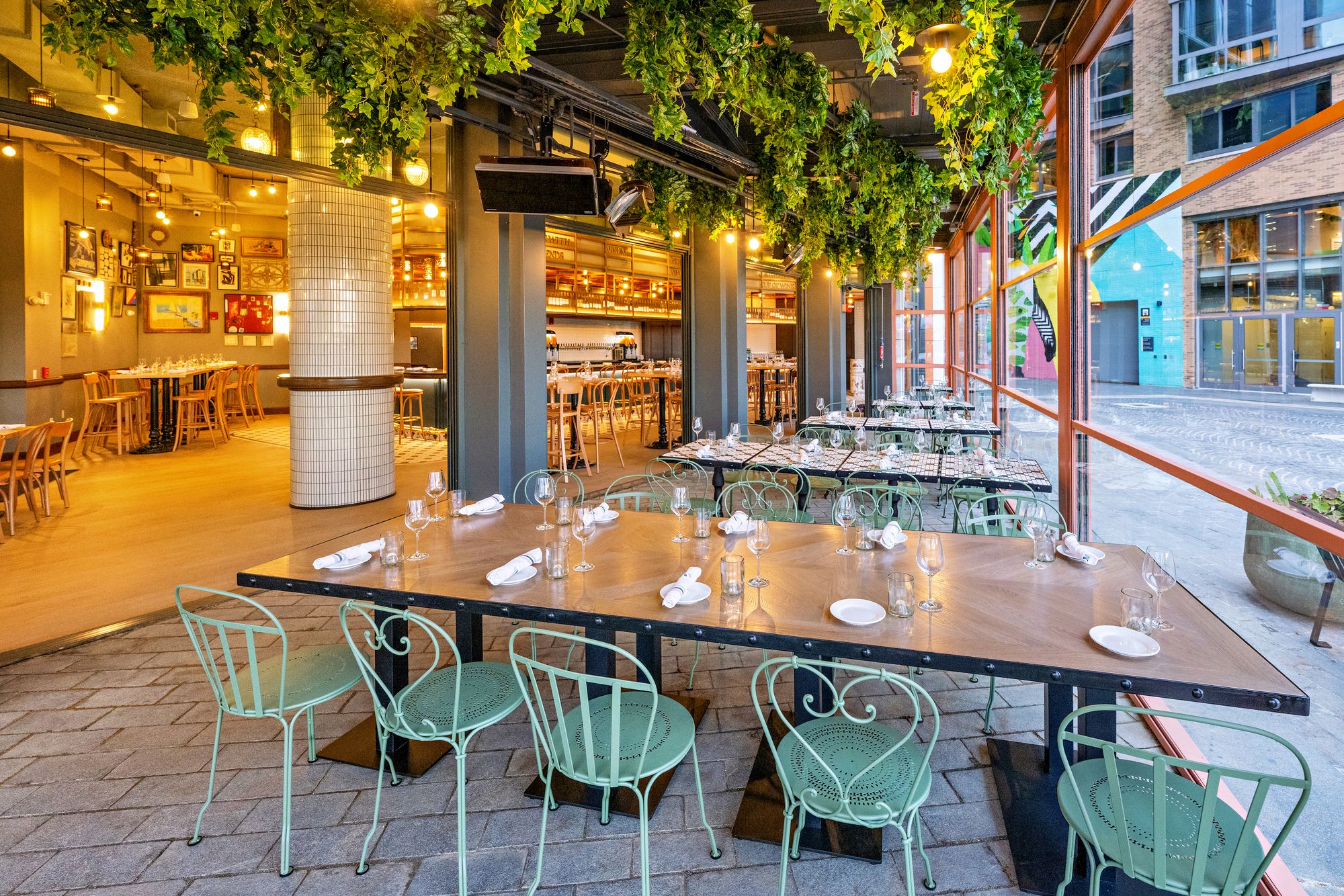 Easy Company Restaurant & Wine Bar - Hospitality Snapshots