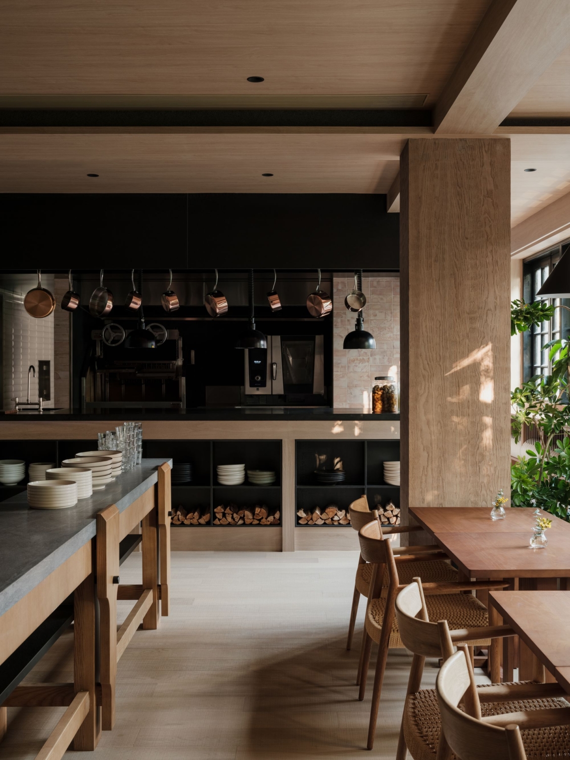 Coast by Gaga Restaurant - Hospitality Snapshots