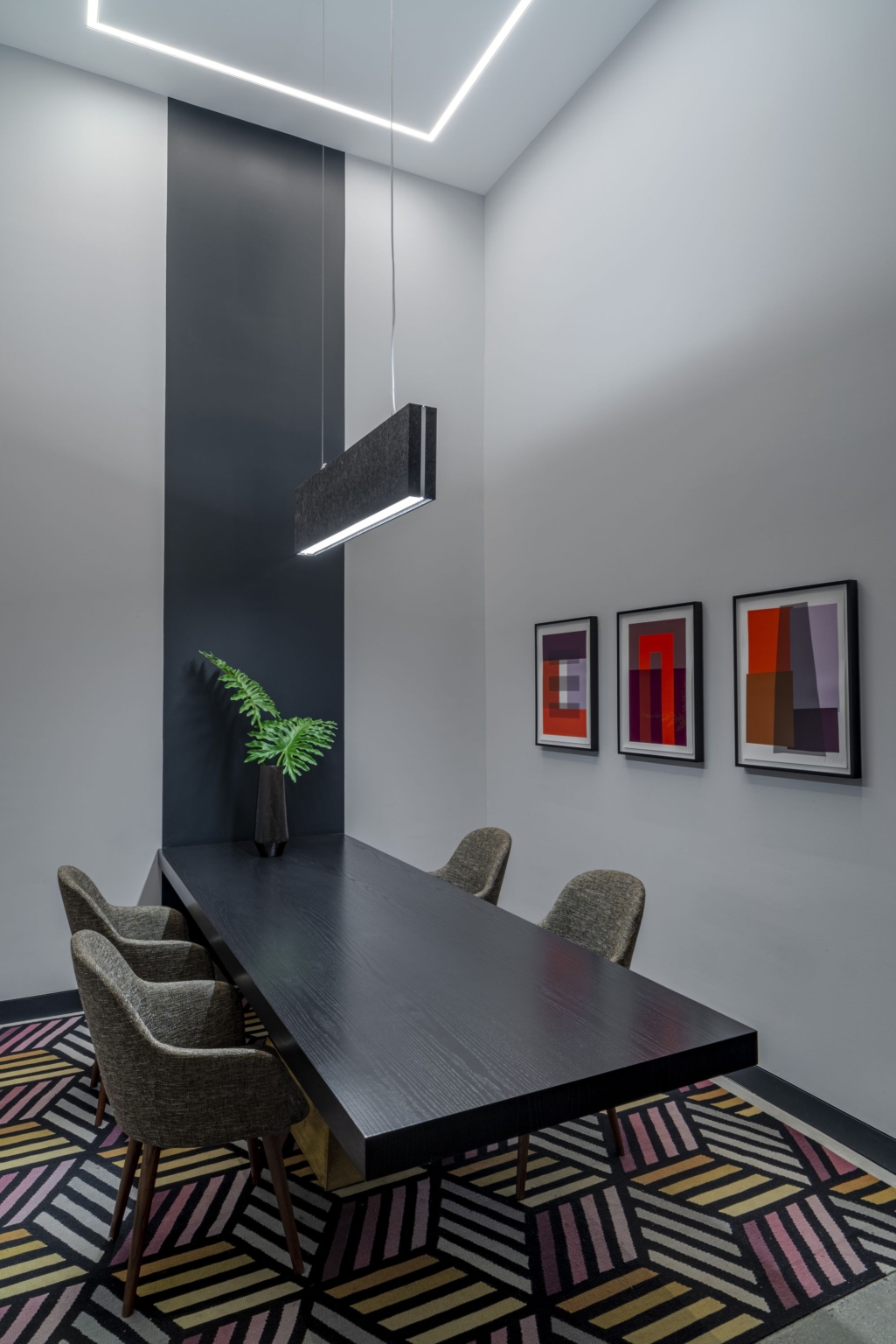 One Broadway Lobby & Amenity Spaces - Hospitality Snapshots