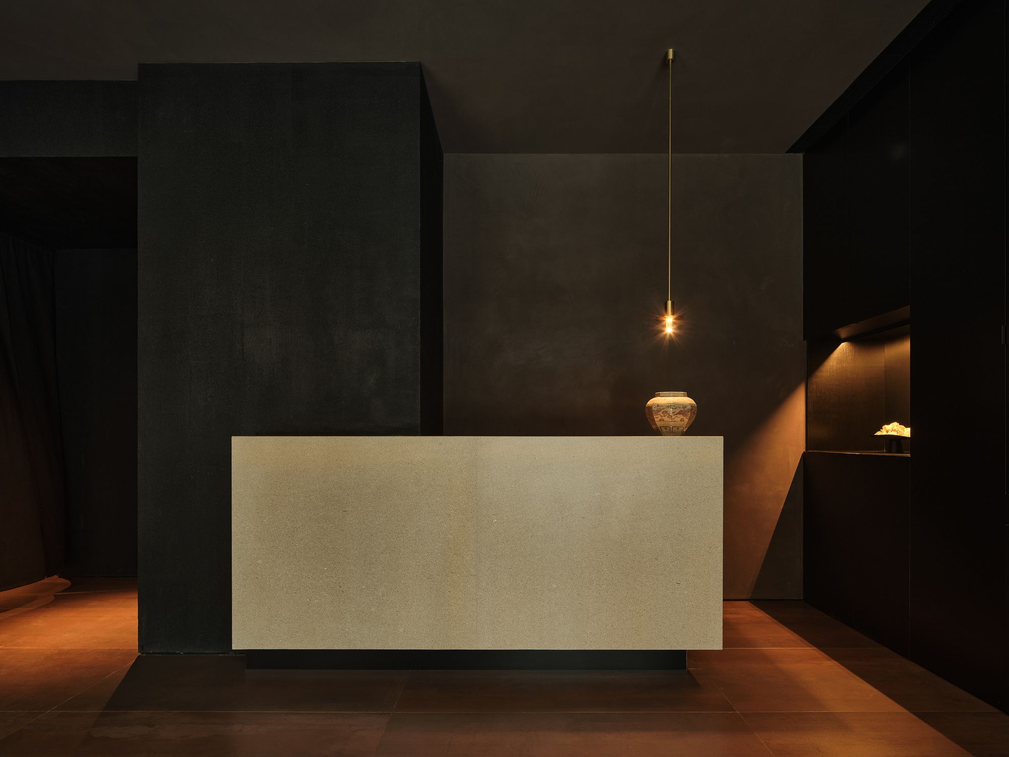 Shy Table Restaurant - Hospitality Snapshots