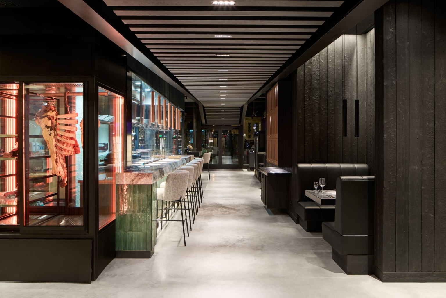 The Dry Gin & Beef Club - Hospitality Snapshots