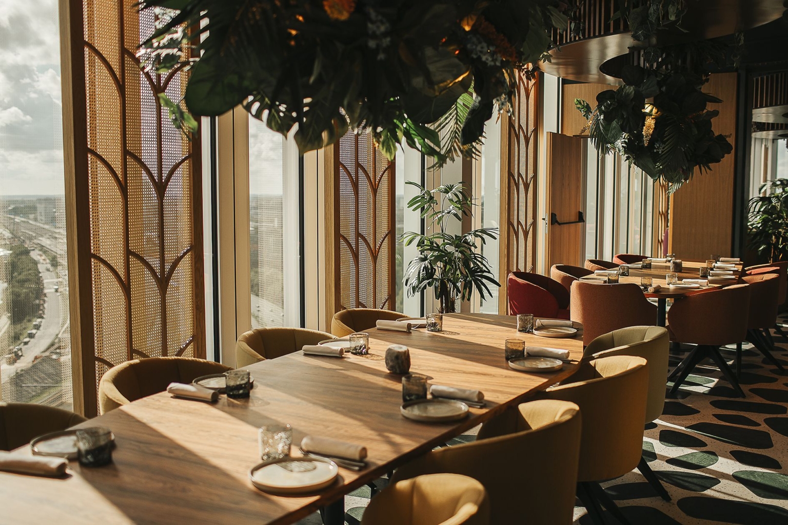 Selva Restaurant - Hospitality Snapshots