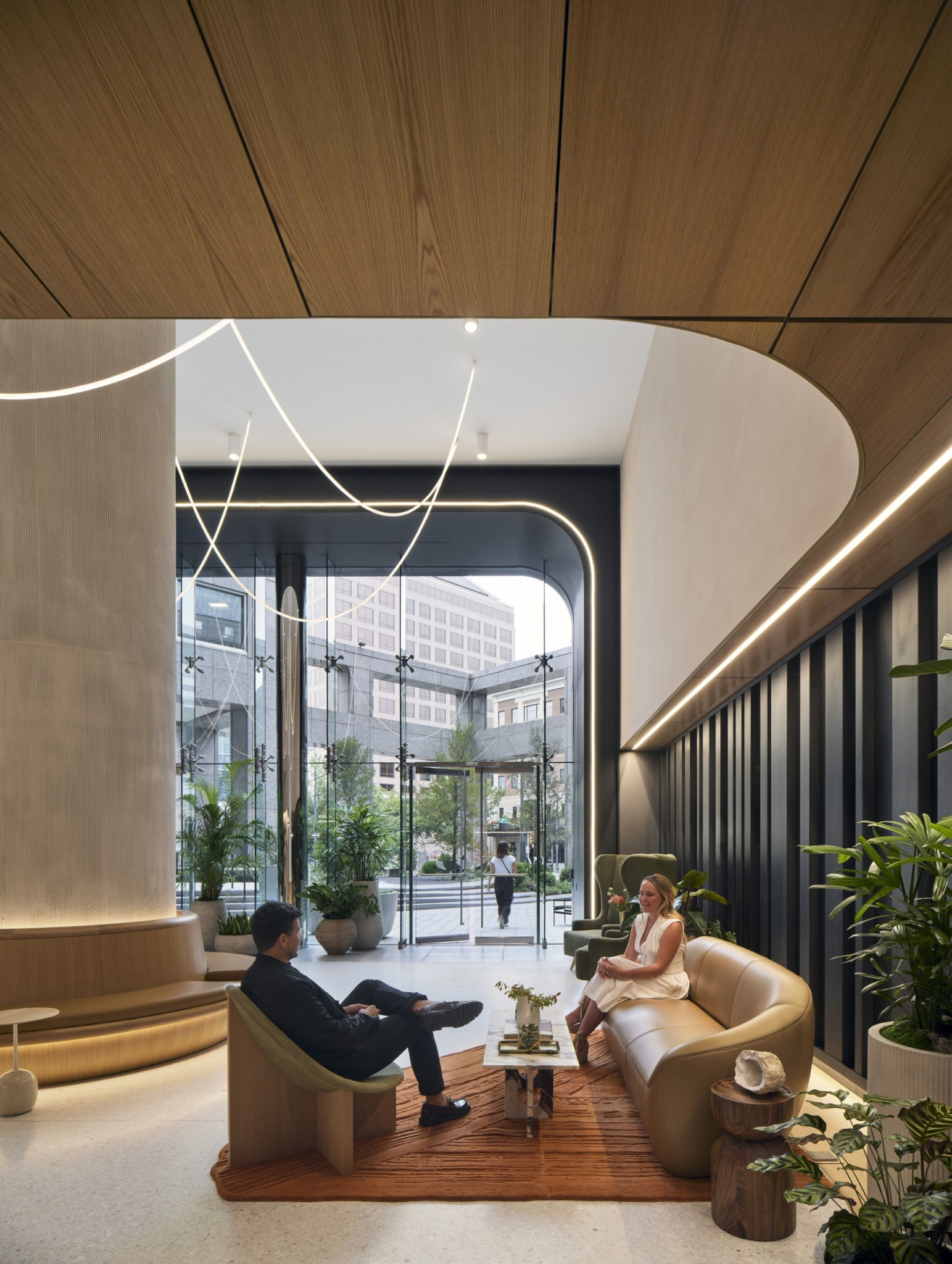 816 Congress Lobby and Amenity Spaces - Hospitality Snapshots