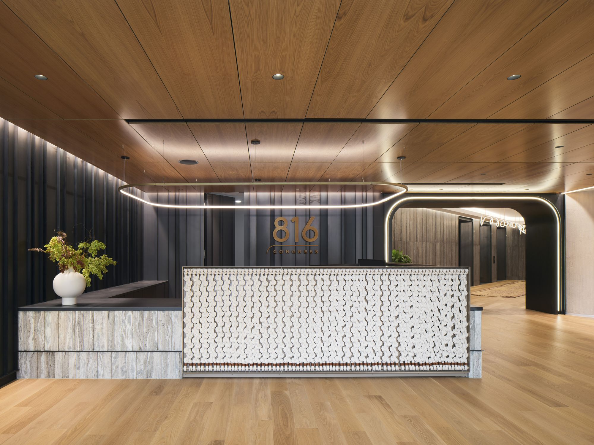 816 Congress Lobby and Amenity Spaces - Hospitality Snapshots