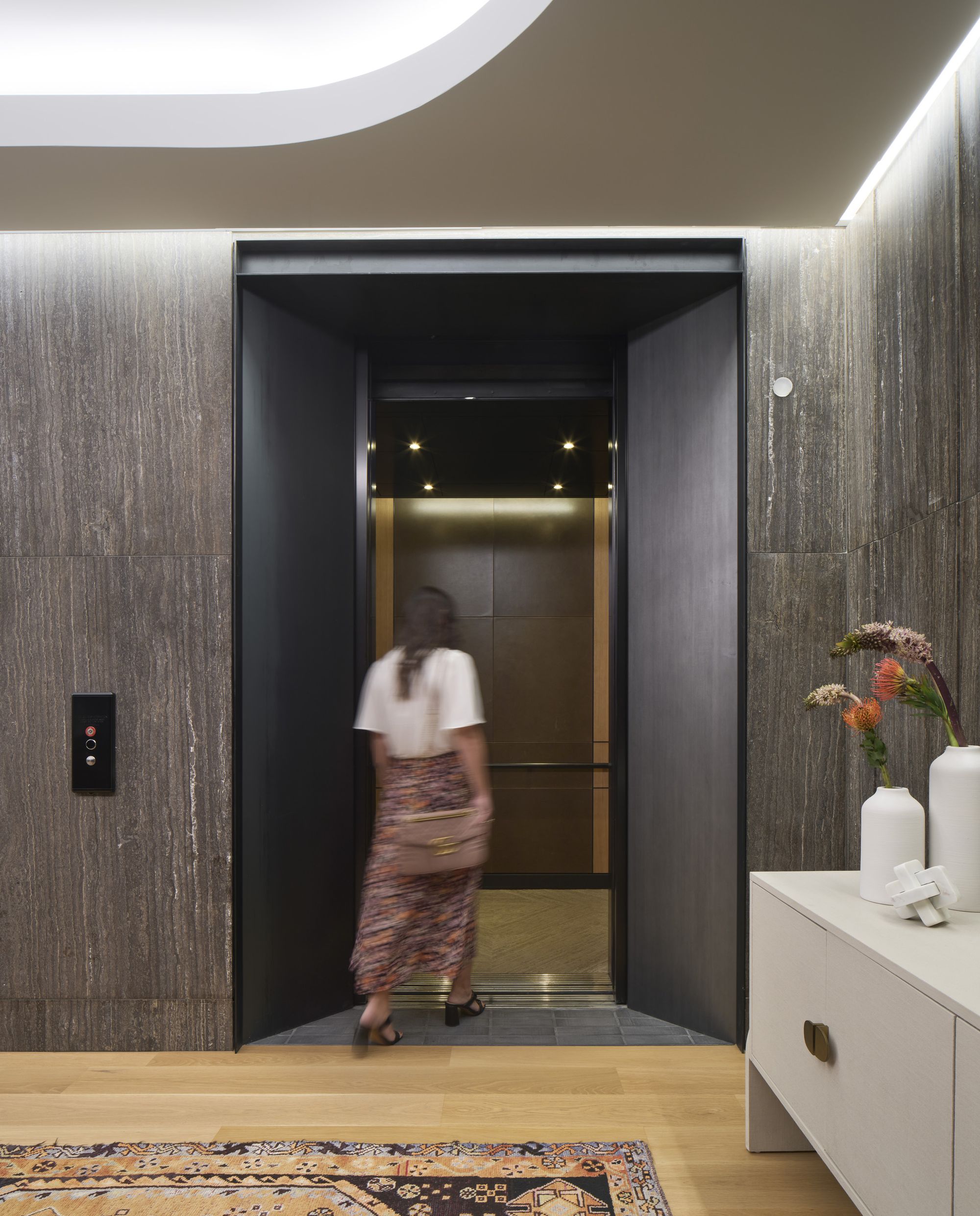 816 Congress Lobby and Amenity Spaces - Hospitality Snapshots