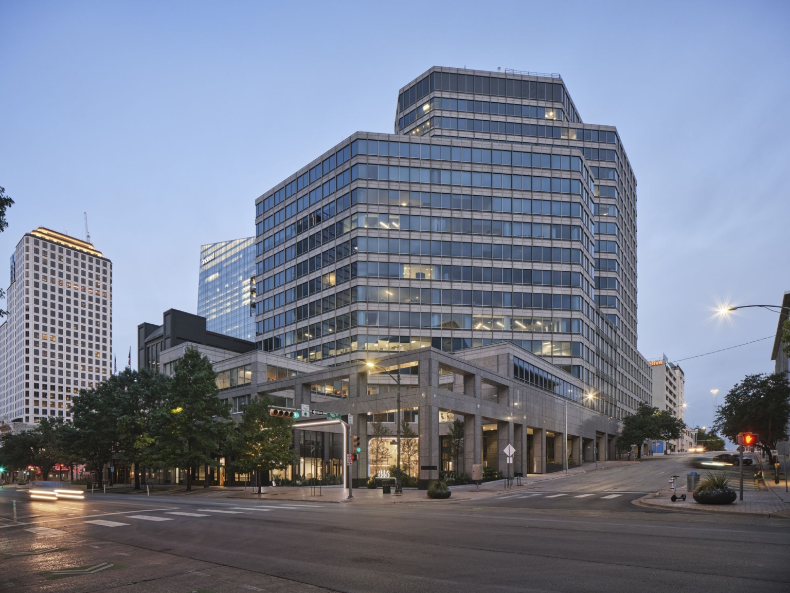 816 Congress Lobby and Amenity Spaces - Hospitality Snapshots