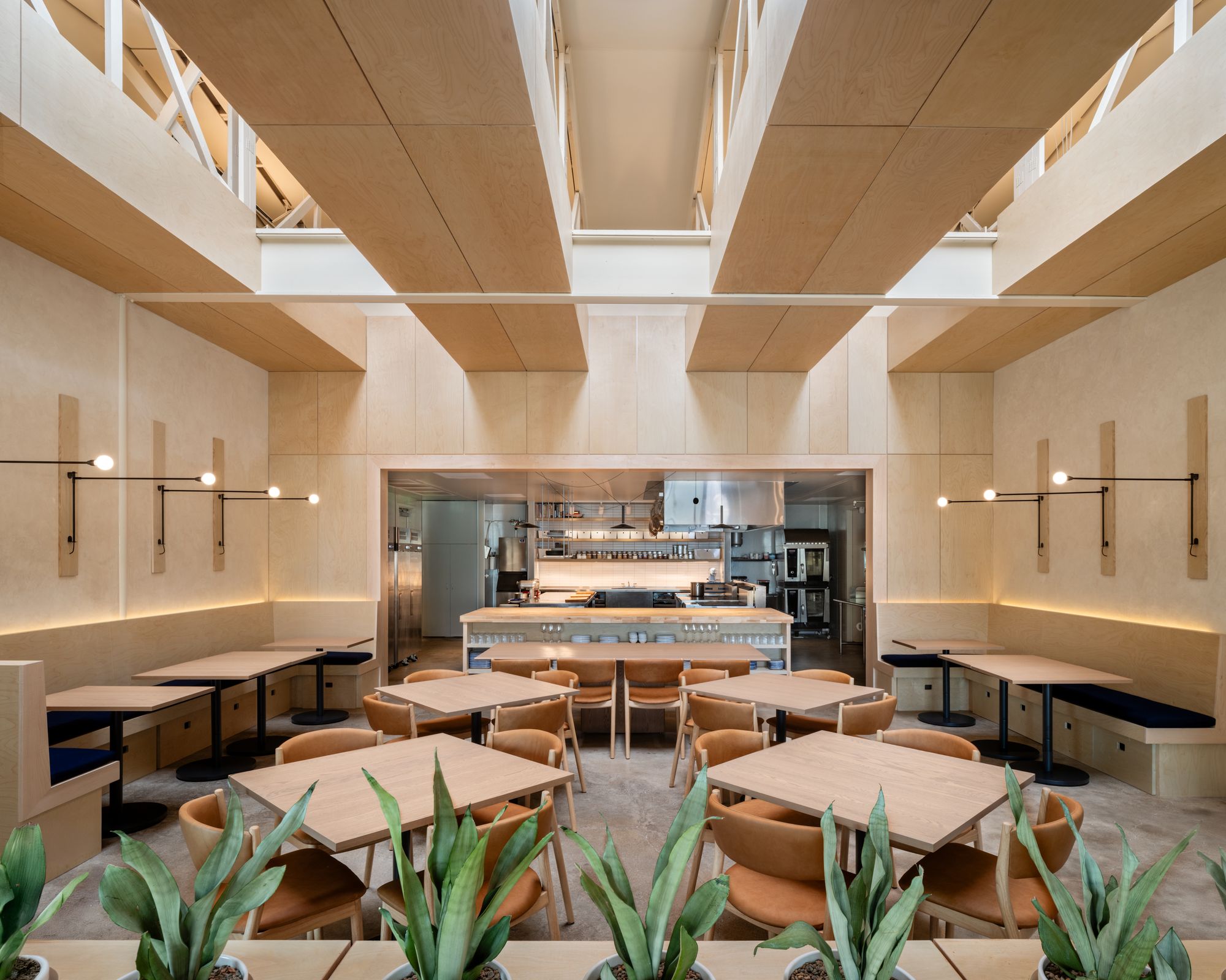 Camaraderie Restaurant - Hospitality Snapshots