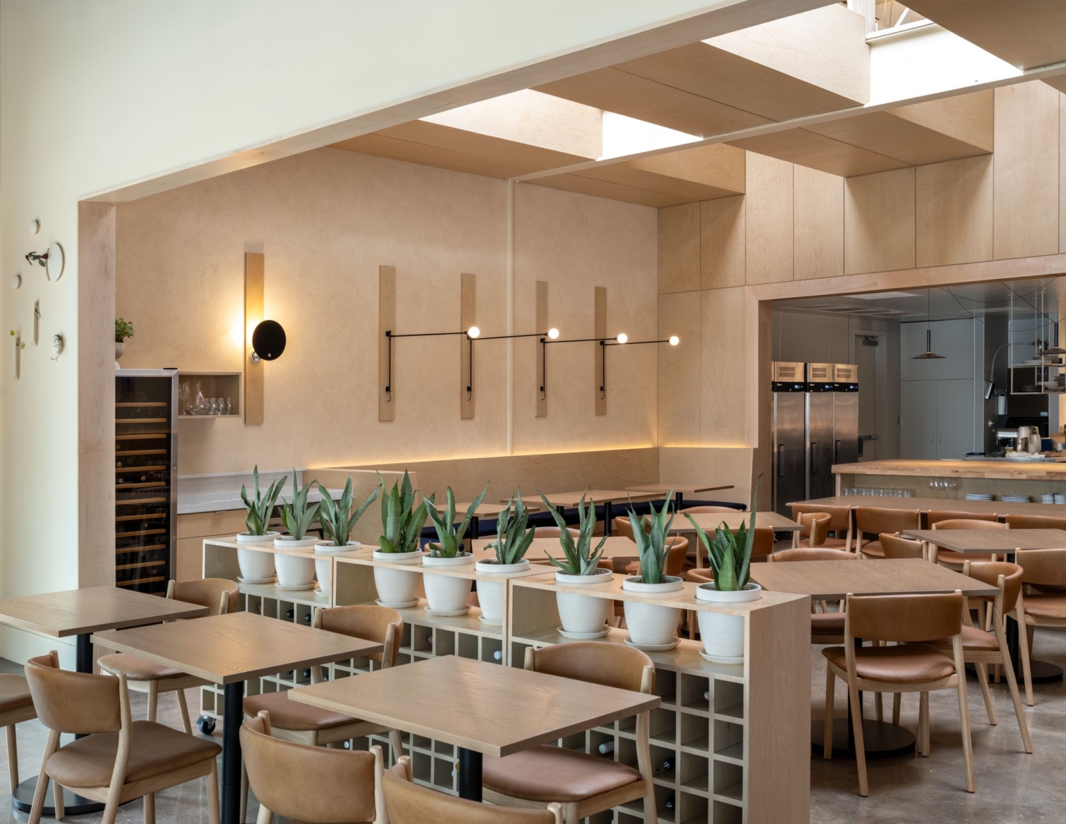 Camaraderie Restaurant - Hospitality Snapshots