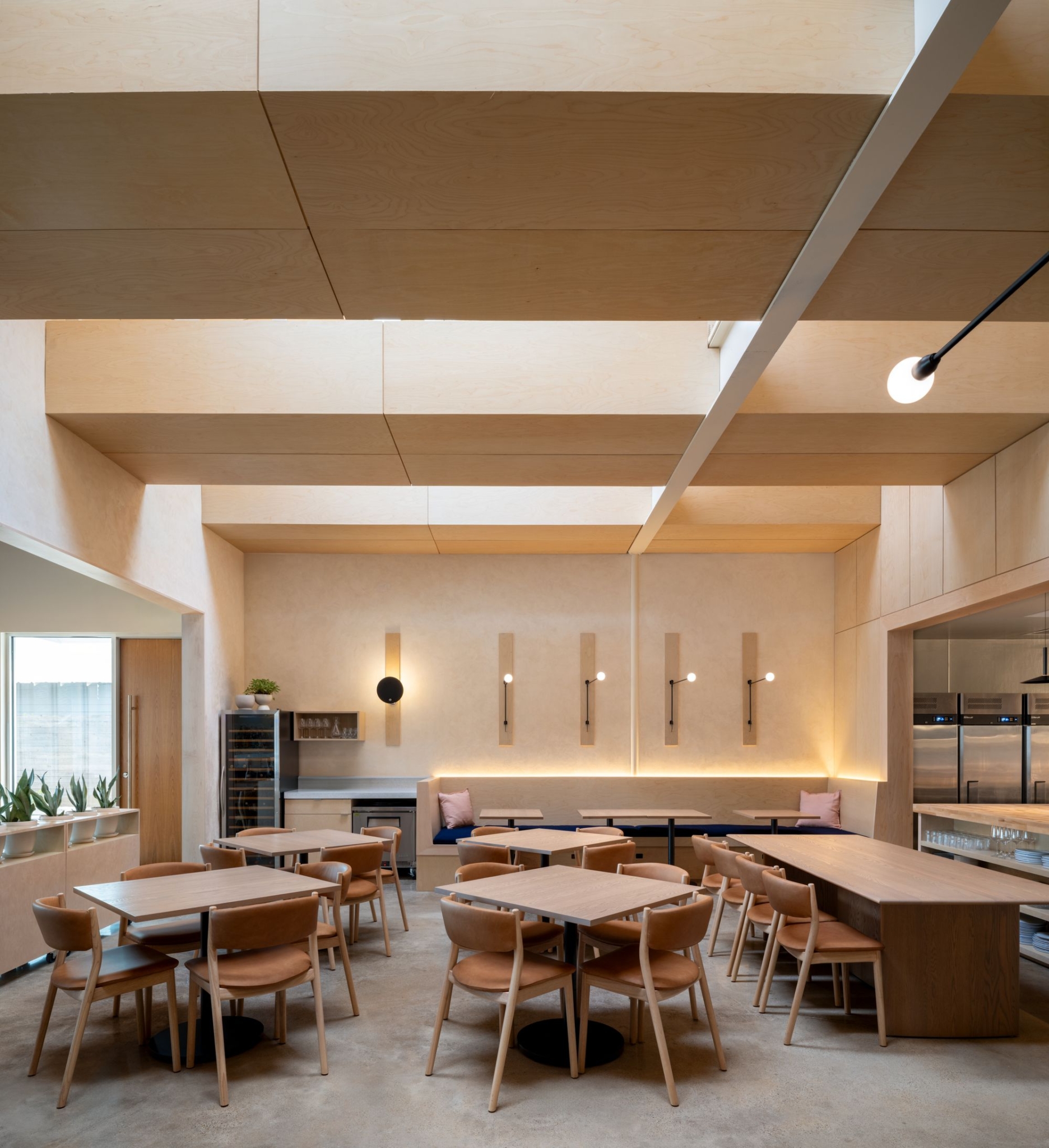 Camaraderie Restaurant - Hospitality Snapshots