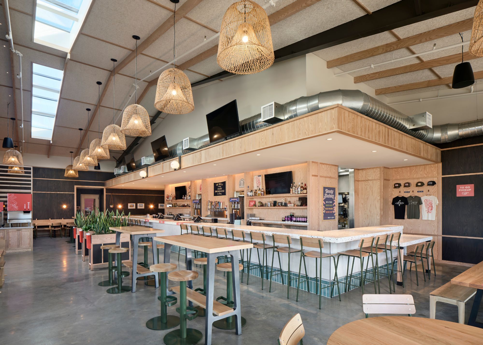 Loro Asian Smokehouse & Bar Houston - Hospitality Snapshots