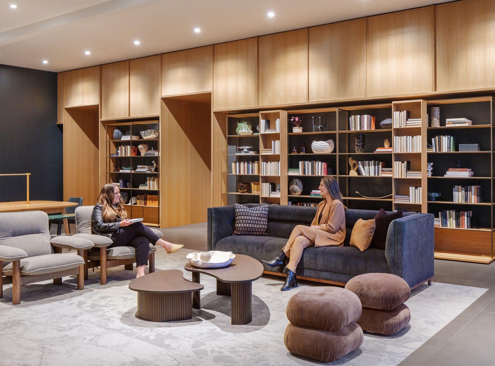 1900 Lawrence Amenity Space - Hospitality Snapshots