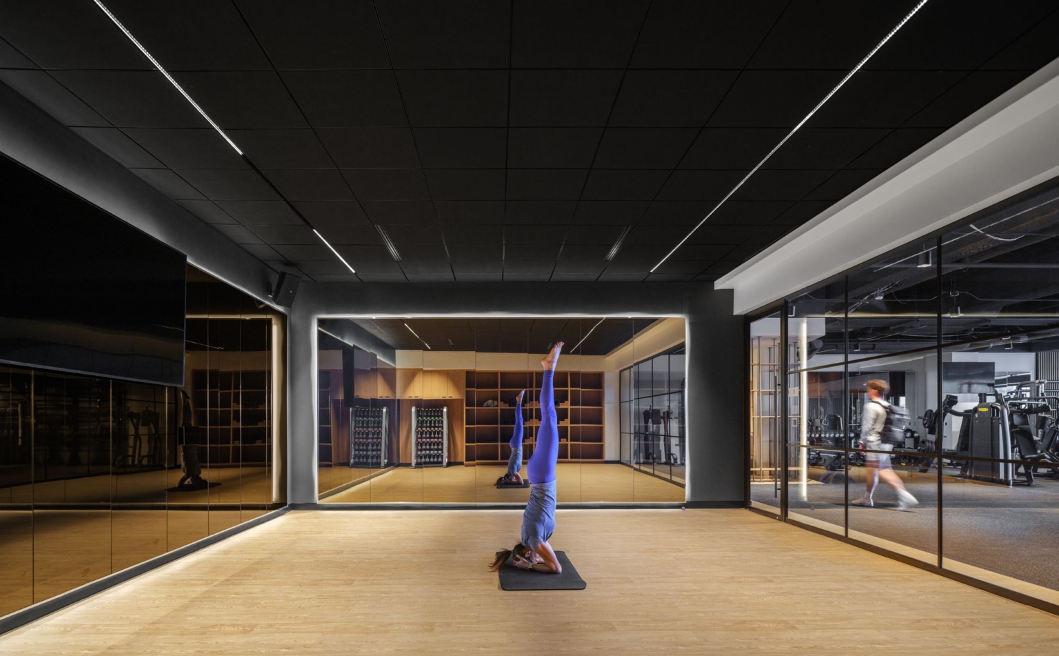 1900 Lawrence Amenity Space - Hospitality Snapshots